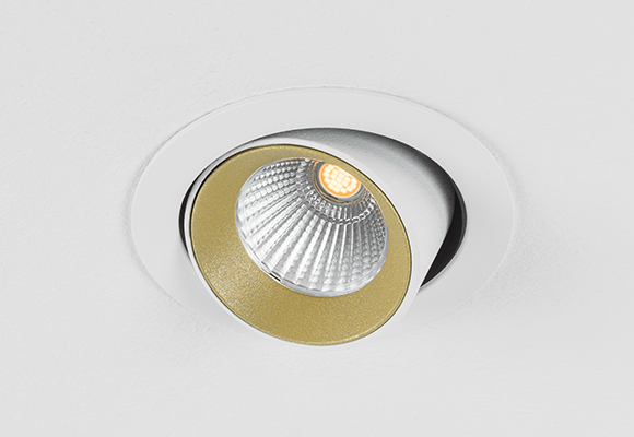 Invader » Light staging with colored accents | PROLICHT