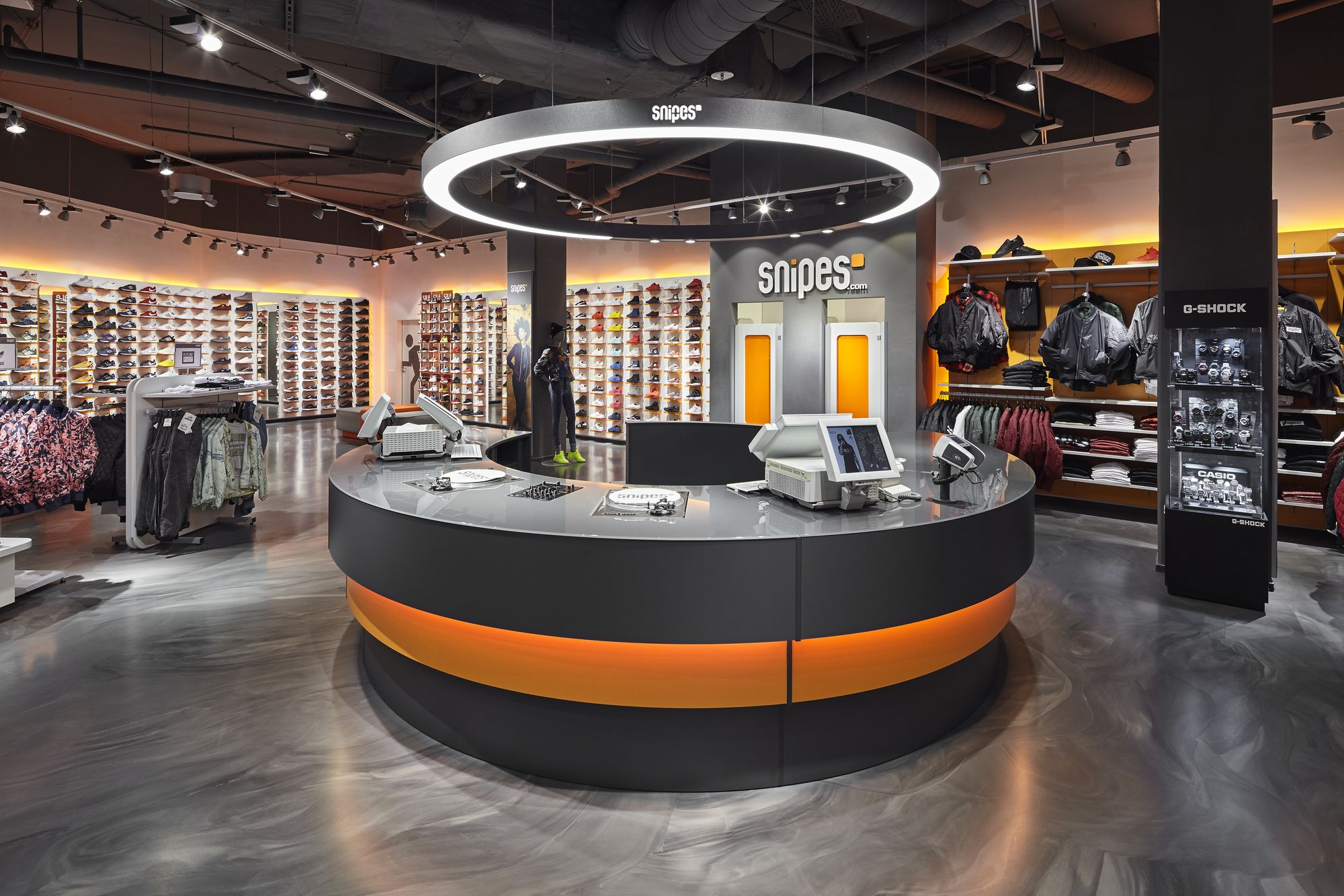 Snipes Boutique, Essen, Germany | PROLICHT Projet