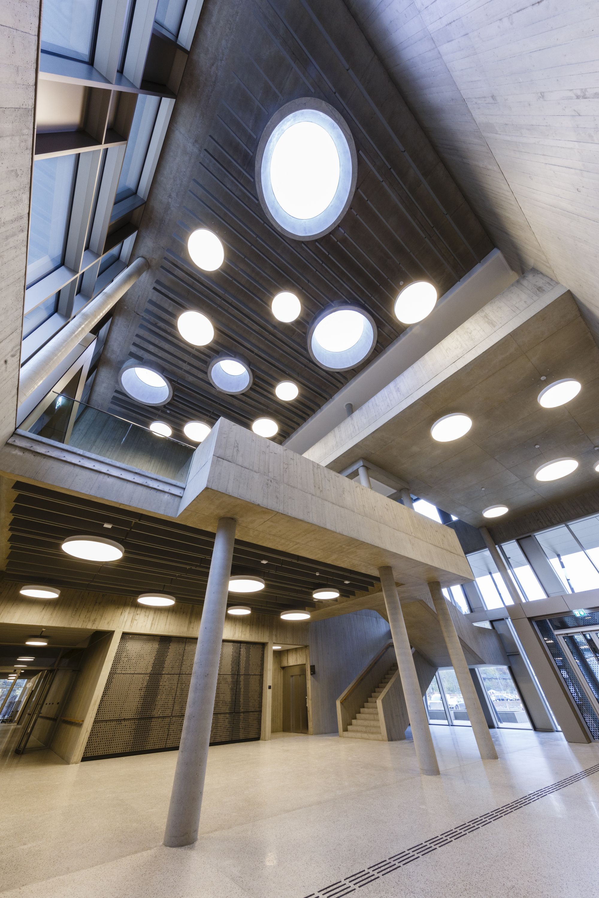 PROLICHT - Lighting that makes a difference